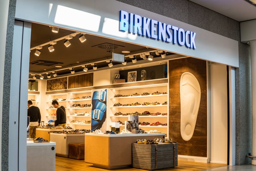 Birkenstock draait verlies met recordomzet - RetailTrends