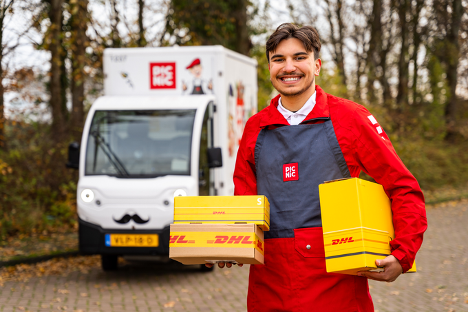 DHL koopt delen Red je Pakketje en Instabox - RetailTrends