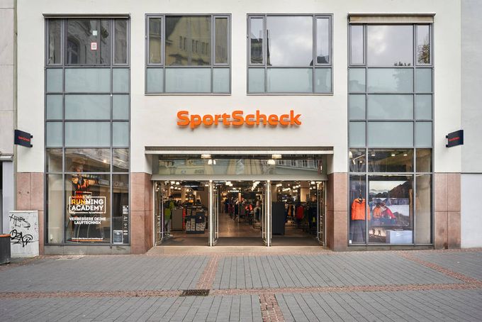 HEMA stapt in retail media - RetailTrends